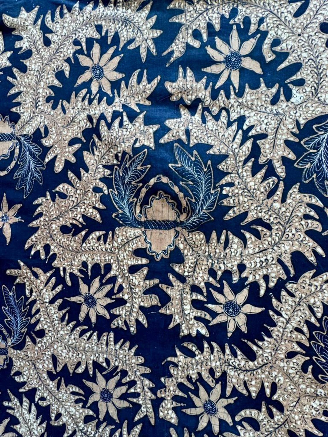 Bold Batik Tulis Long Cloth kain Panjang Indigo and Sogan, Dye Central ...