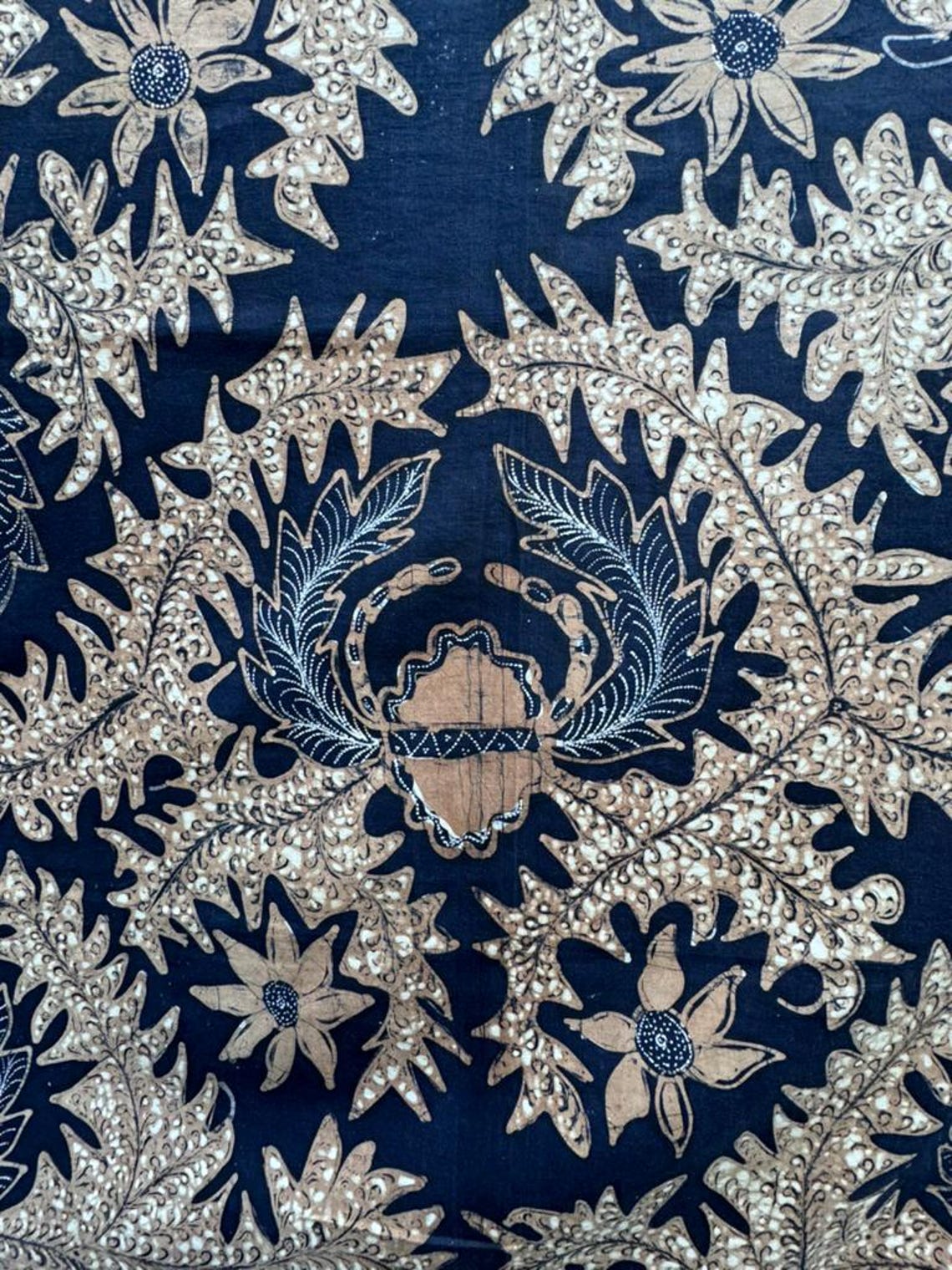 Bold Batik Tulis Long Cloth kain Panjang Indigo and Sogan, Dye Central ...