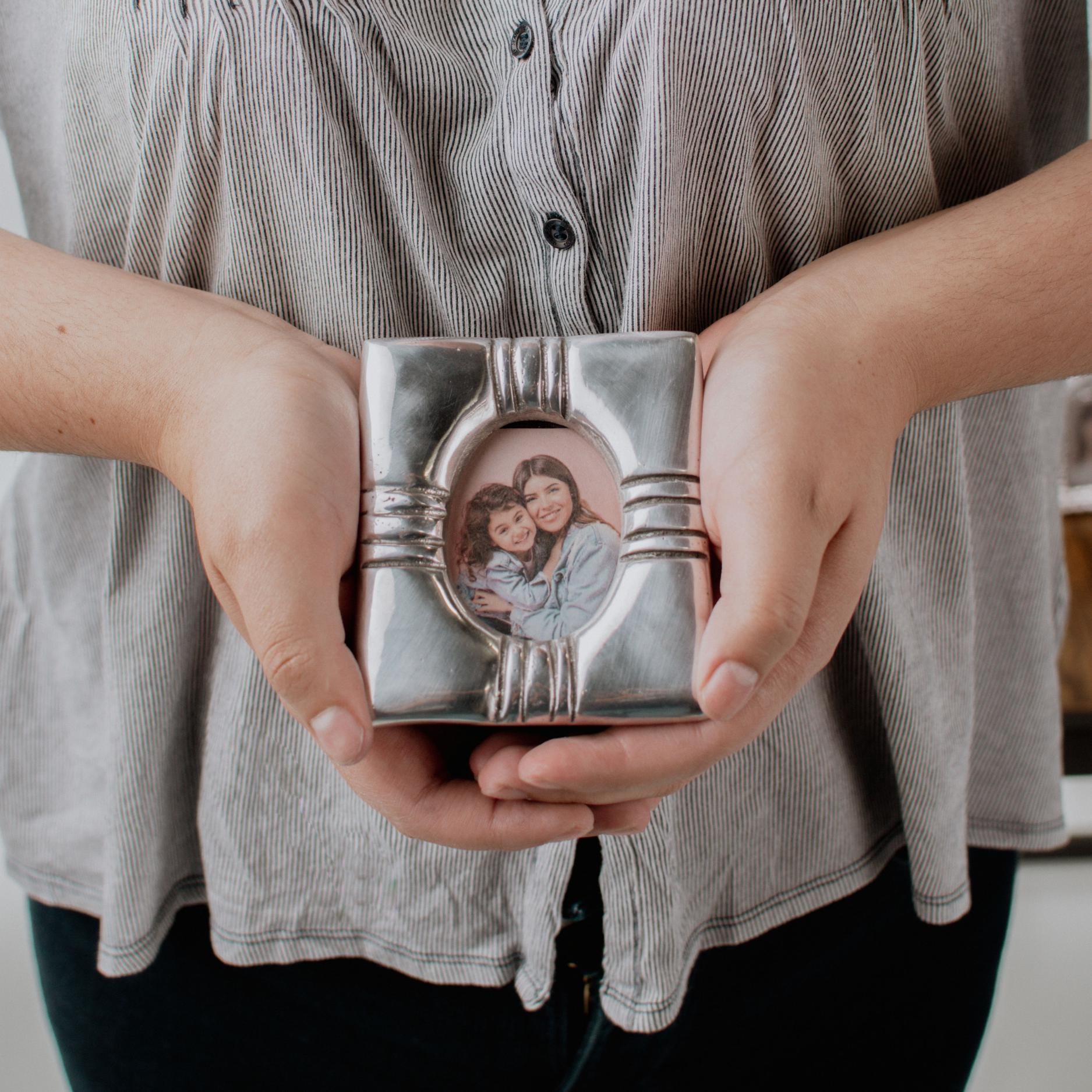 Set of 3 Mini Photo Frames With Unique Shapes and Silver-like Finish ...