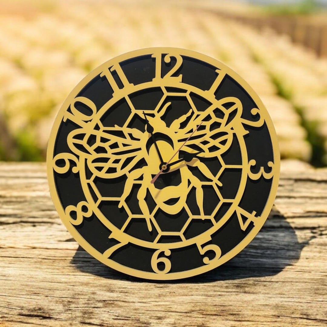Bee Clock: Country Living Home Decor Wall Piece - Etsy