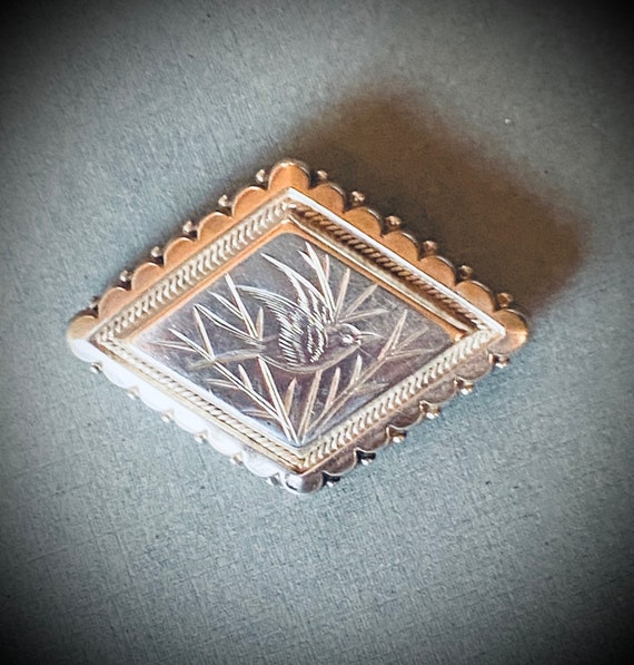 Love token - victorian - Gem