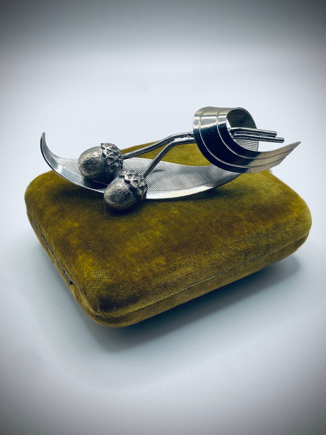 Large Mid Century Silver Acorn Brooch - Forest Jewelry - Antique Cloak ...