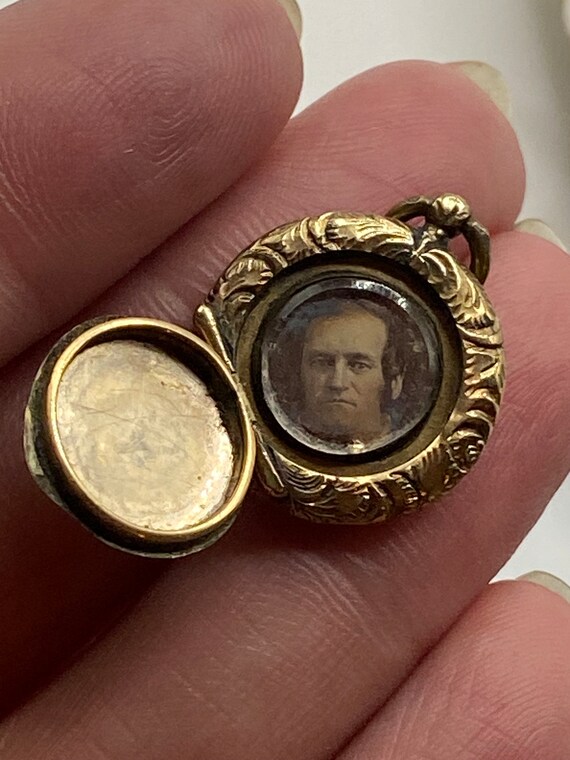 Tiny Victorian Deeply Carved Gold Pocket Watch Locket… - Gem