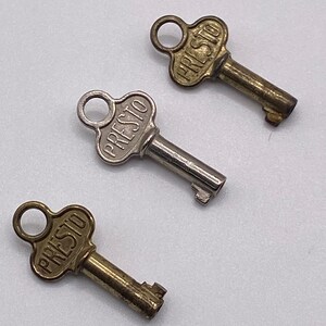 ONE Tiny Antique Presto Luggage Key Pendant / Key to My Heart ...