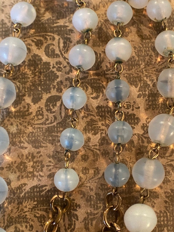 Victorian Graduated Frosted Ghost Glass Bead Necklace - Gem