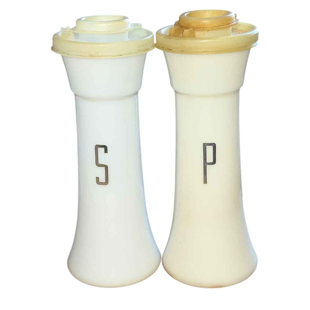 Vintage Tupperware 6 Hourglass White Salt & Pepper Shakers Gold Letters ...