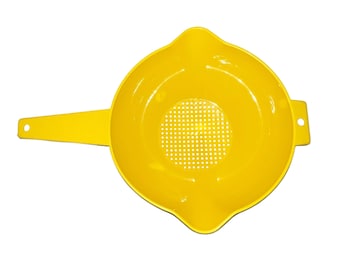Vintage Tupperware 2 Quart Colander Strainer With Handle Yellow 1523 - Etsy