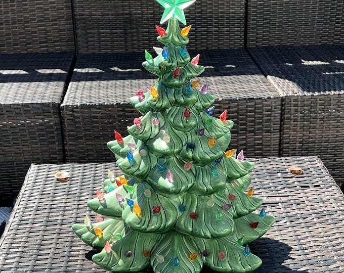 Vintage Atlantic Mold 17" Ceramic Lighted Green Christmas Tree With ...