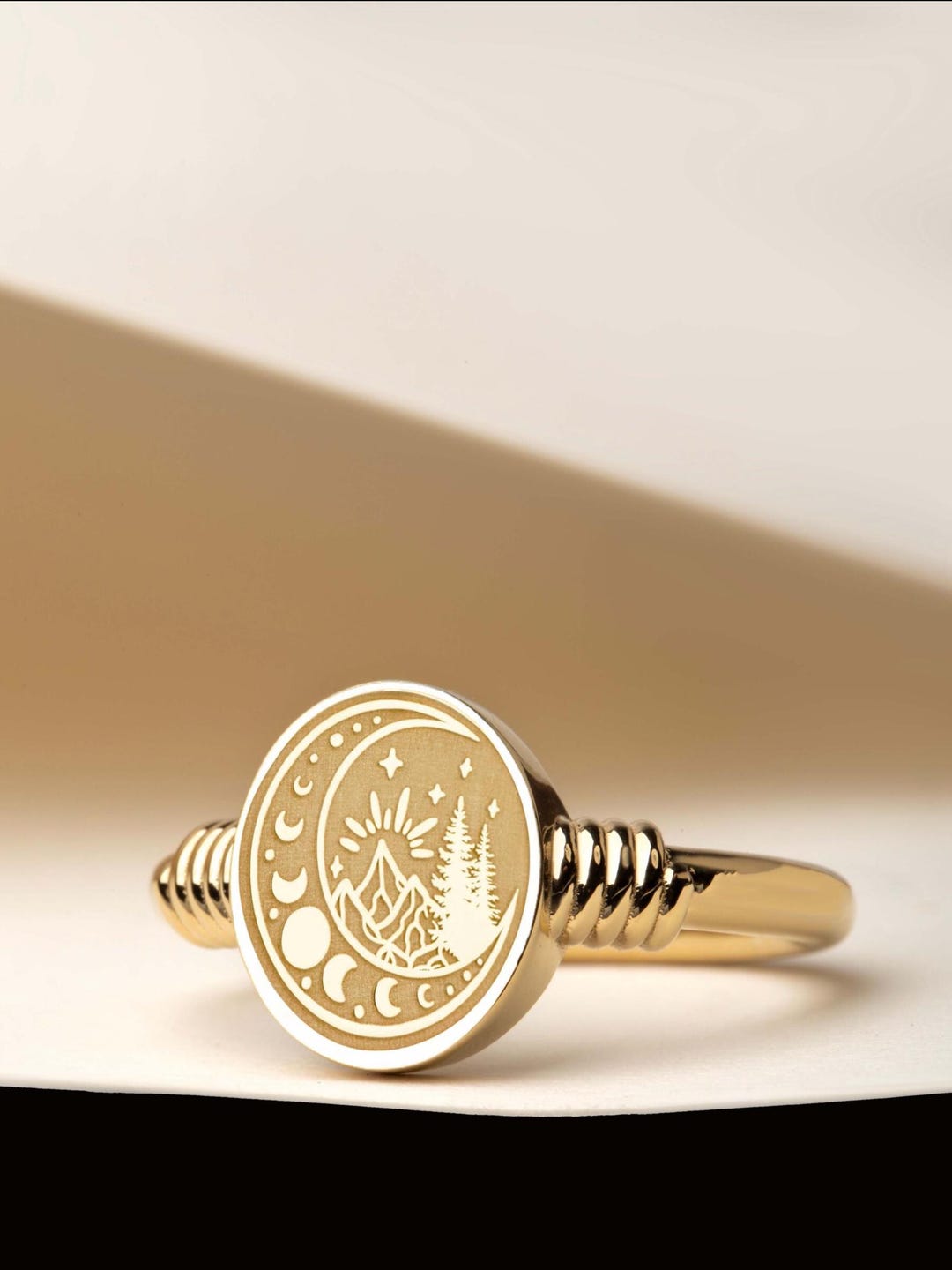 Sterling Silver Crescent Moon Signet Ring: Celestial Engraved Jewelry - Etsy