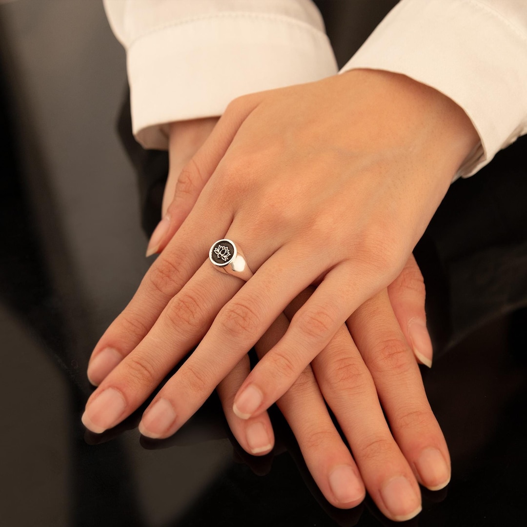 Personalized Custom Signet Ring | Custom Engraved Rings | Personalized ...