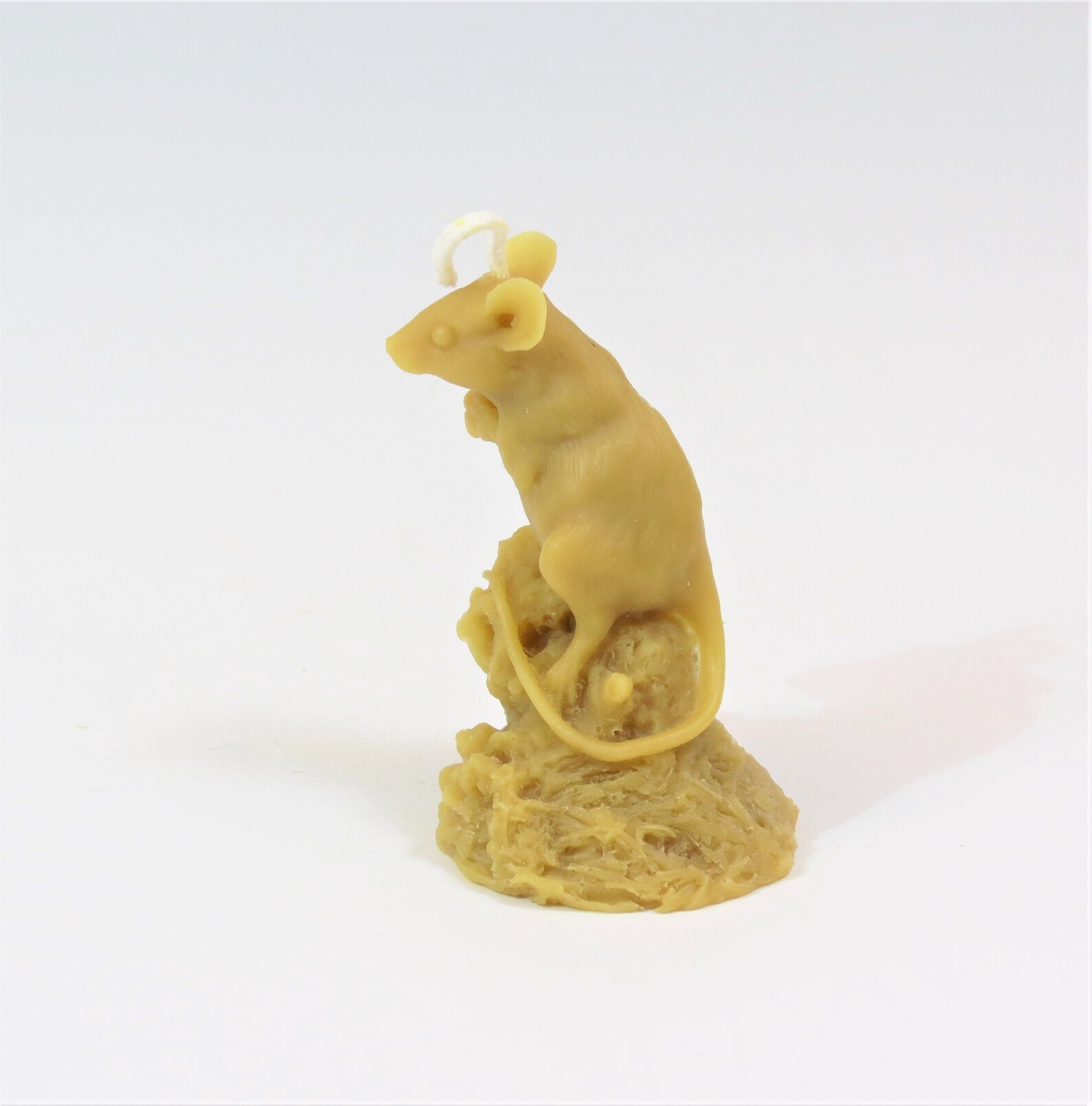 Beeswax Field Mouse Candle Handcrafted Candle Mouse on a Stump - Etsy