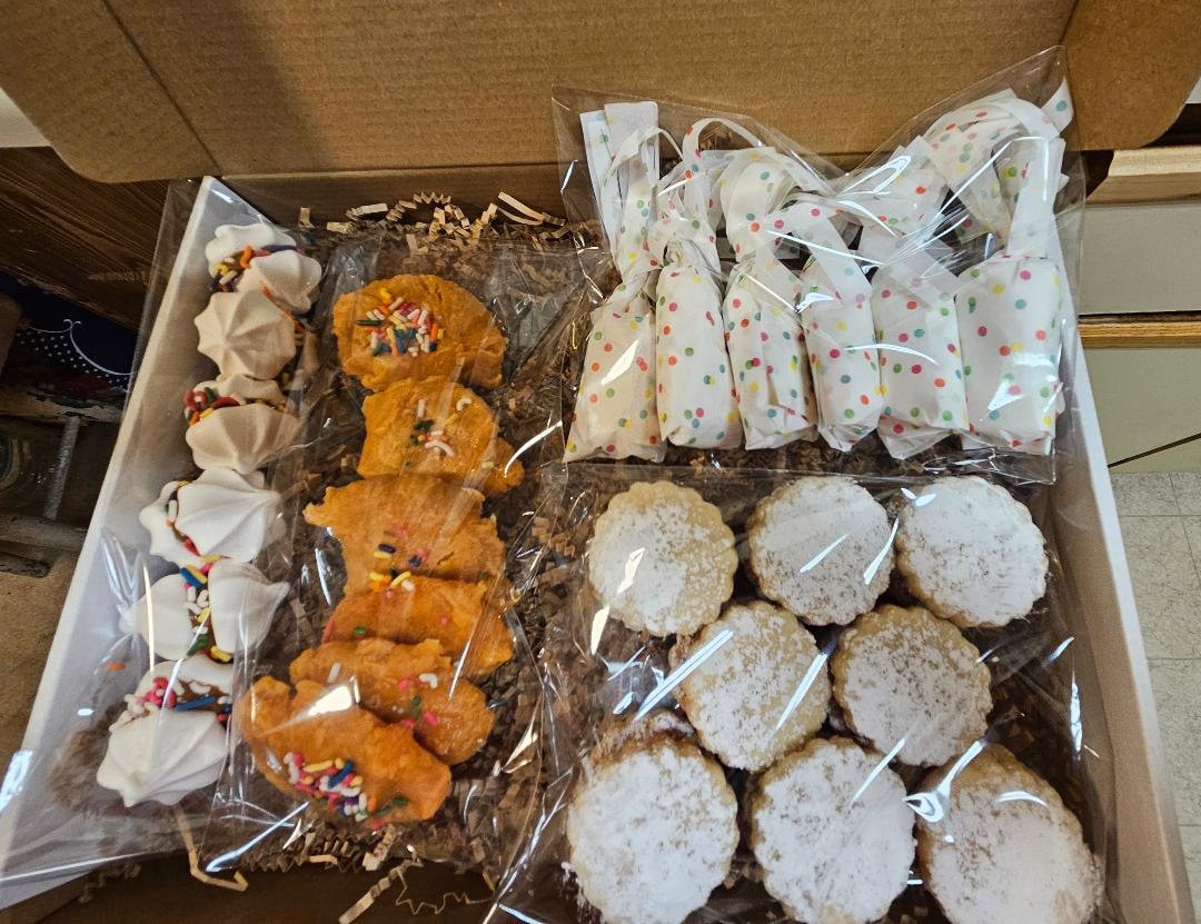 Peruvian Pastries Gift Box - Etsy
