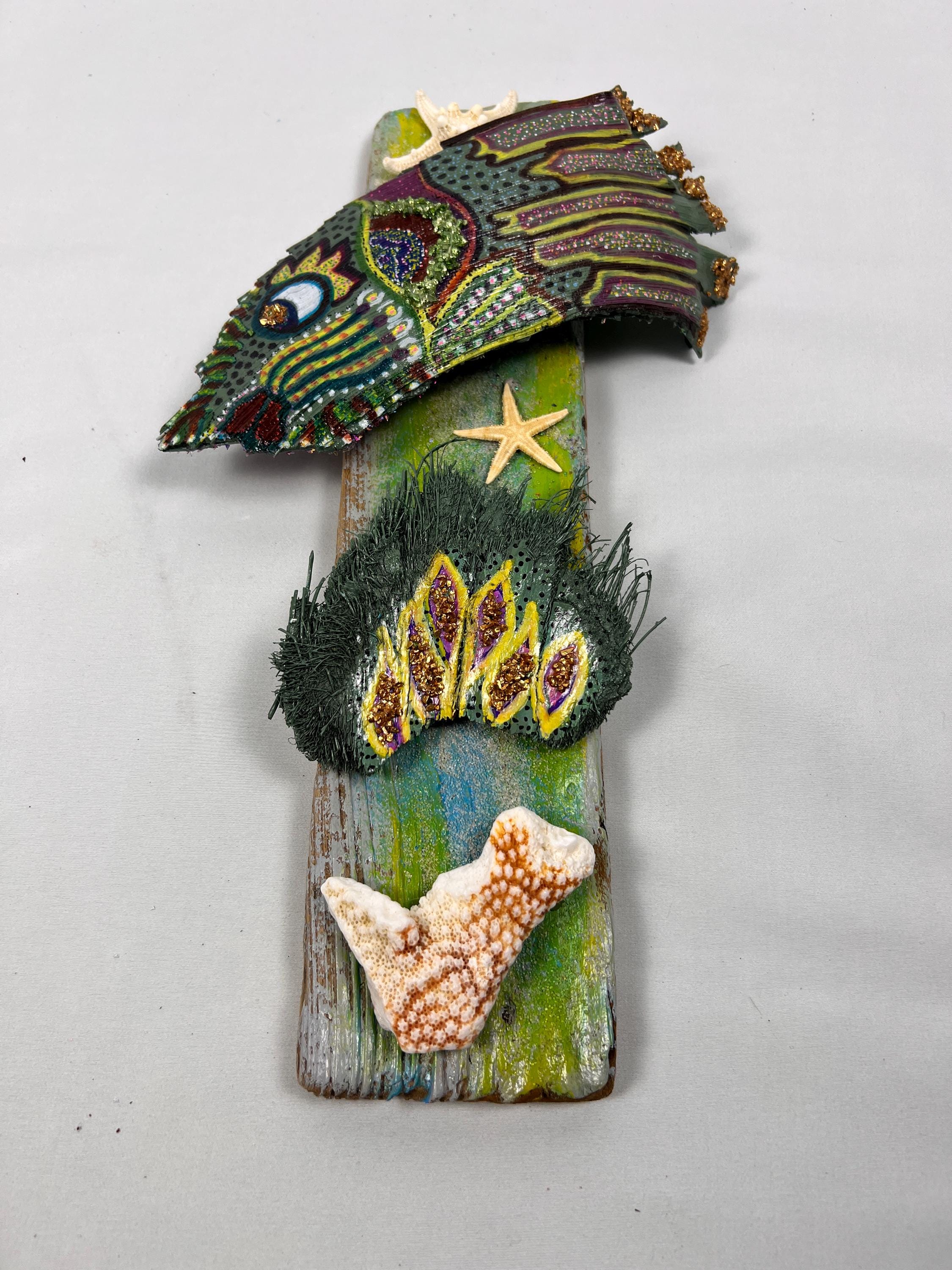 Palm Bark Art "reef" Wood Mounted Fish Wall Hanging - Etsy