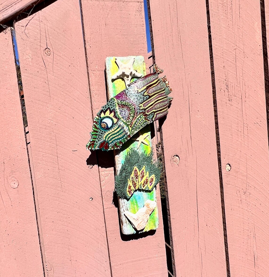 Palm Bark Art "reef" Wood Mounted Fish Wall Hanging - Etsy