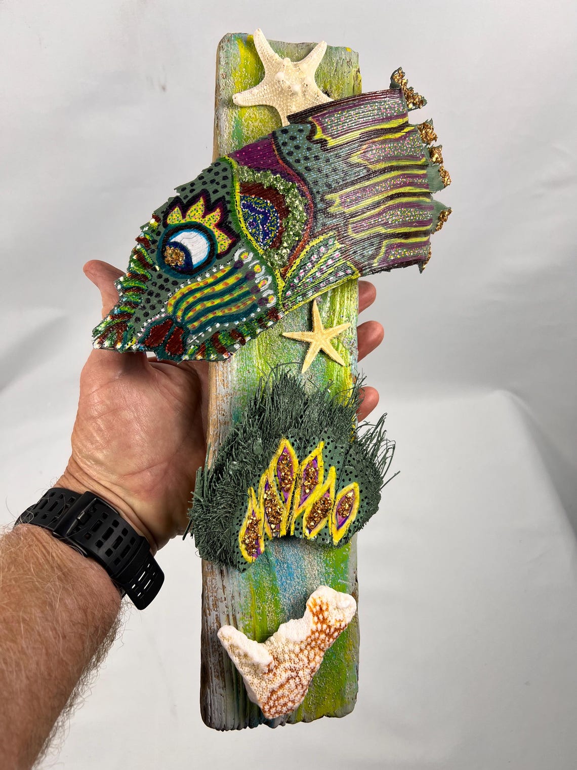 Palm Bark Art "reef" Wood Mounted Fish Wall Hanging - Etsy