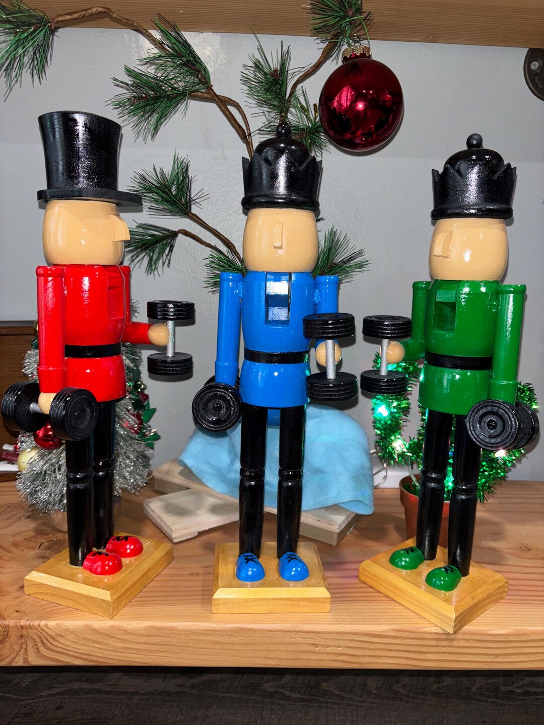 14 Weighlifting Nutcracker limited Quantity All Nutcrackers Wear a ...