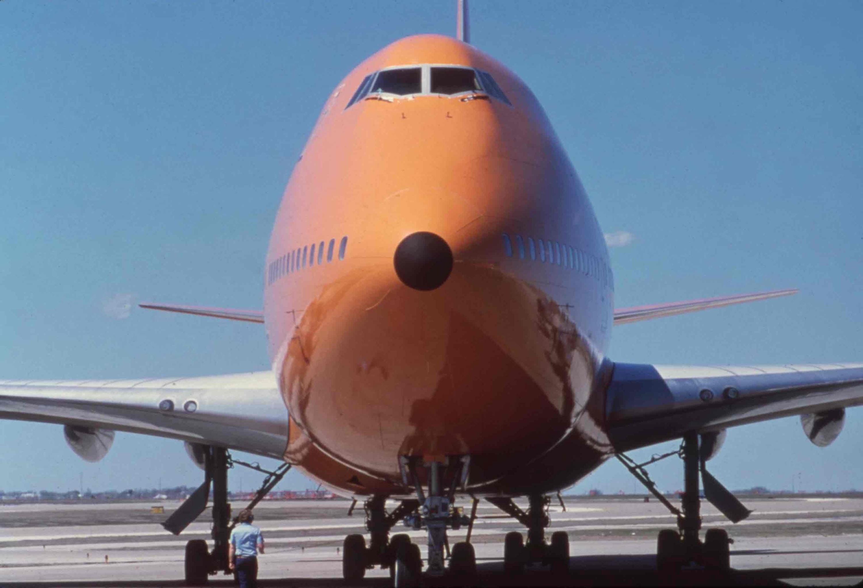 Poster Braniff International Boeing 747 at DFW Front View - Etsy