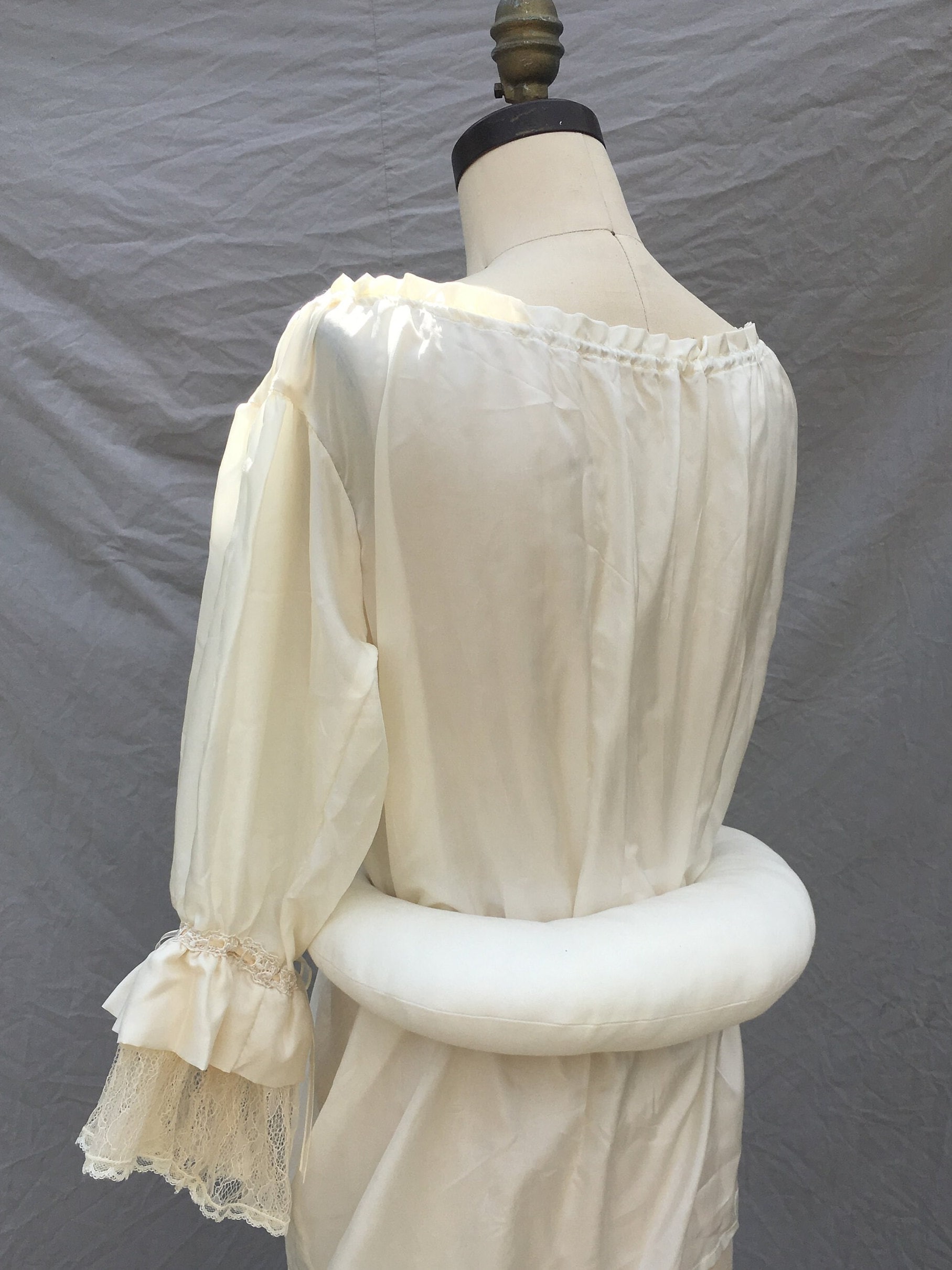 17th C. Bum Roll, Historic Underwear Skirt Support, Cavalier Moliere ...