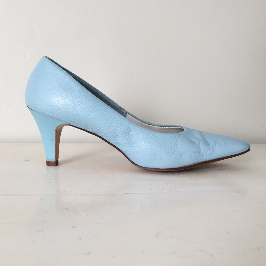 Vintage 1960s Sky Blue Heels Shoes Pumps by Smartaire 7B VFG - Etsy