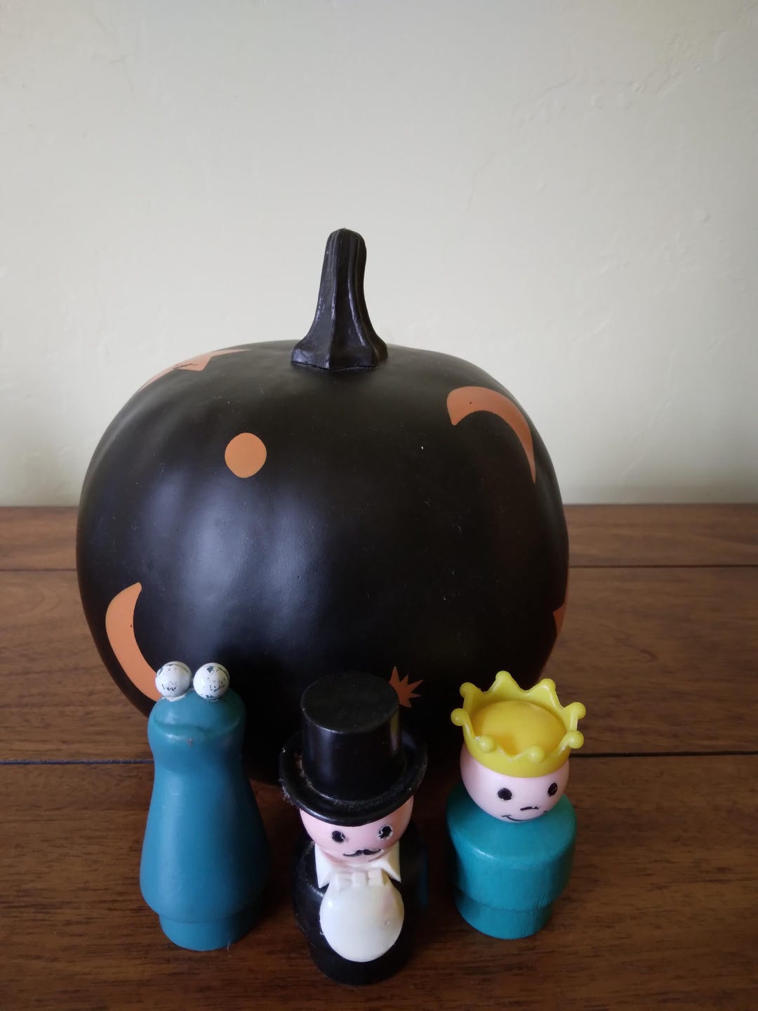 Fisher Price Little People Cookie Monster King With Crown Circus ...