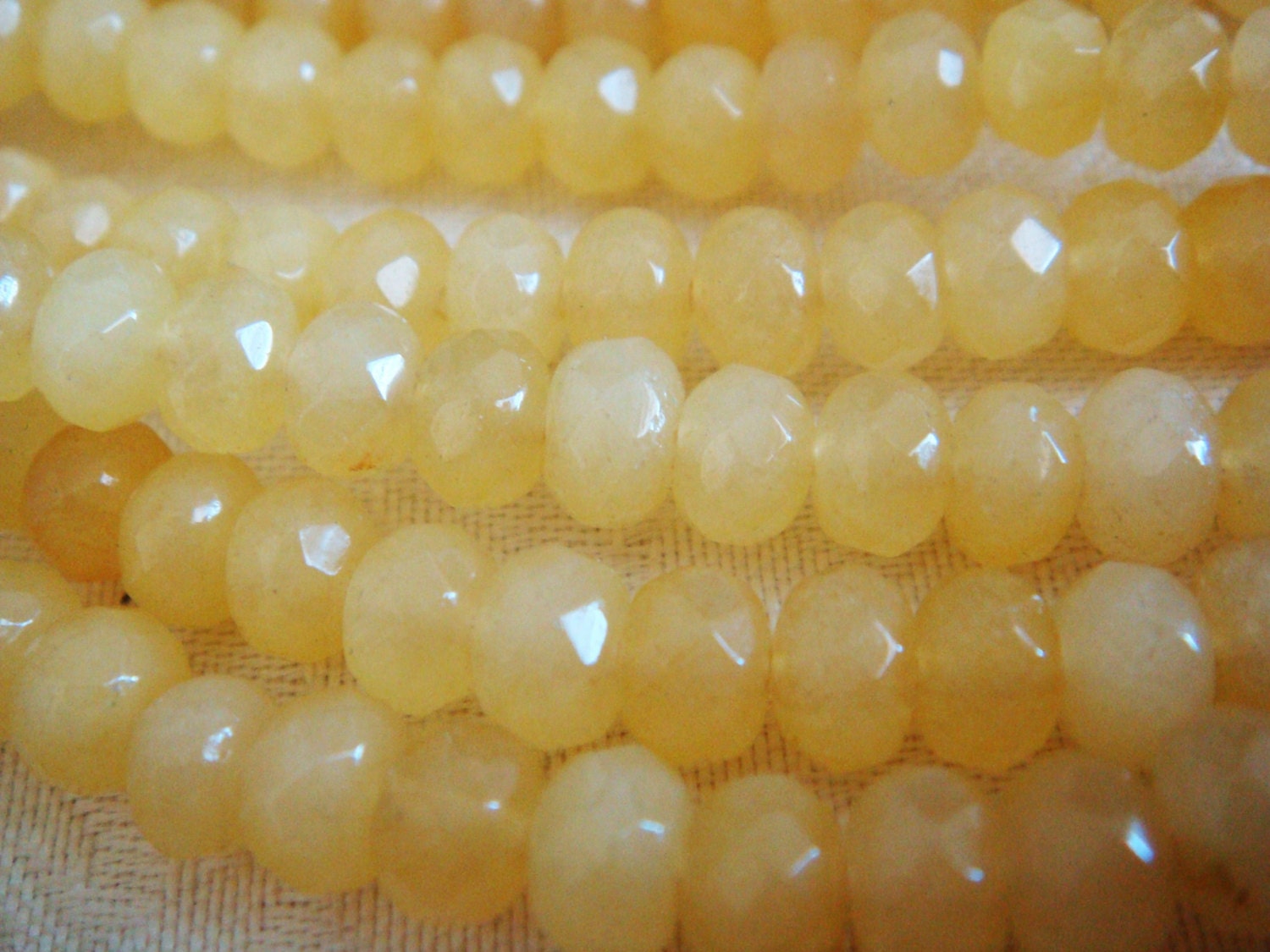 9. Yellow Jade Different Size Available Faceted Rondelle Shape 16 ...