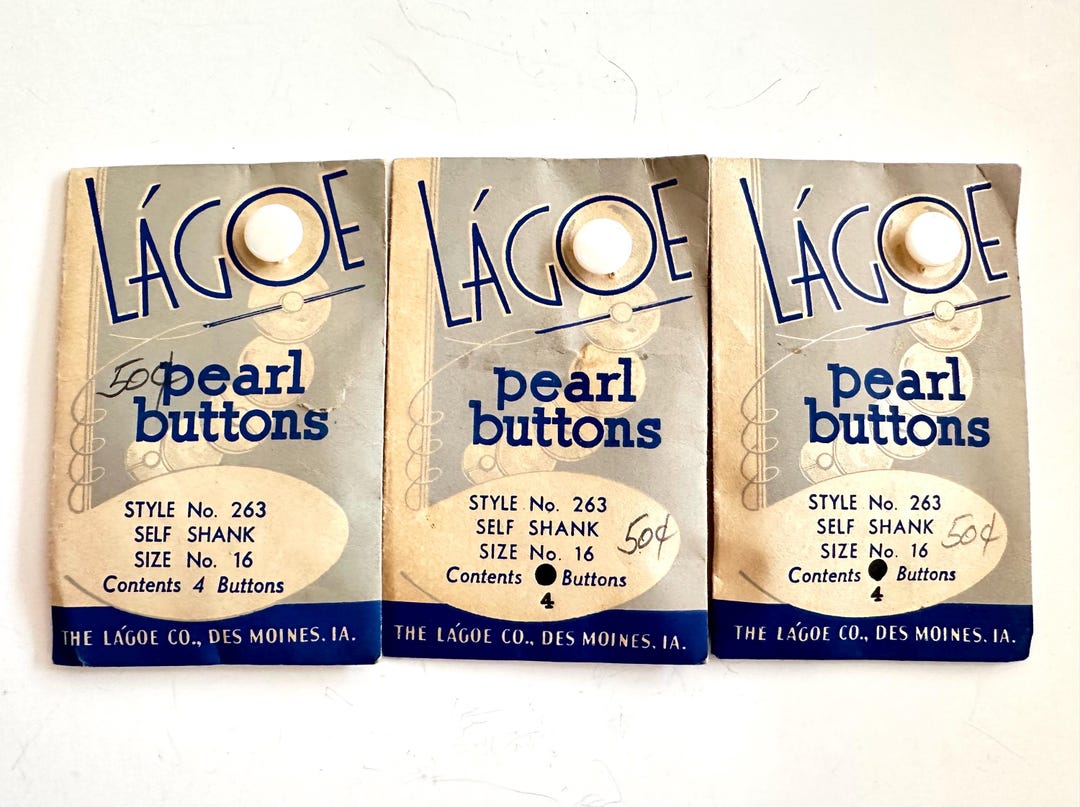 Vintage Lagoe Mother of Pearl Buttons in the Original Card Size 18 - Etsy