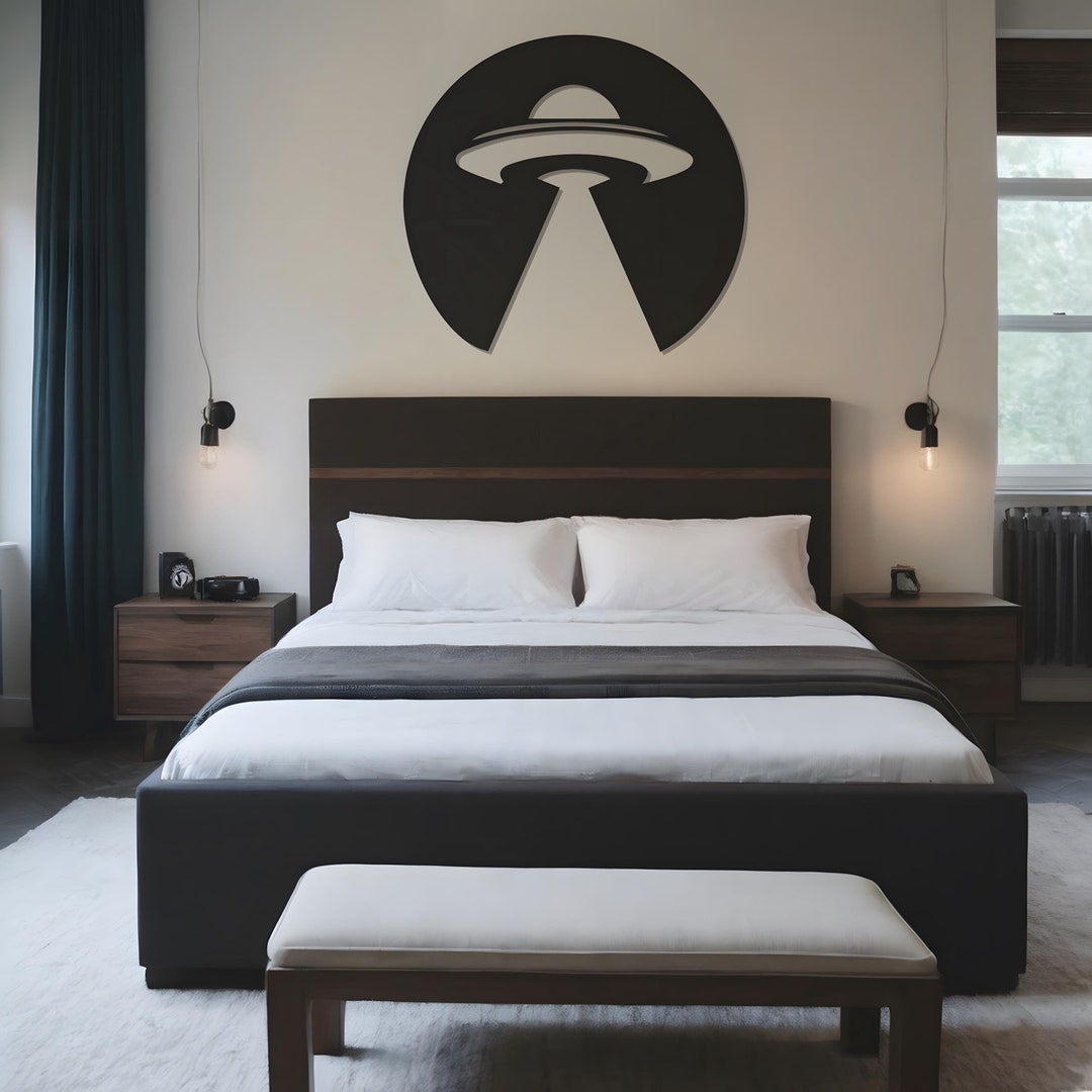 UFO Metal Wall Art, Alien Spaceship Metal Wall Hanging, Space Themed ...