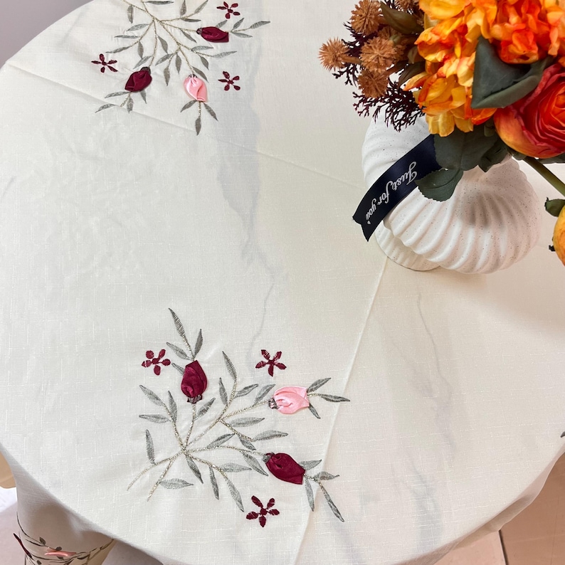 3D Floral Embroidered Round Tablecloth | Slub Cotton Fabric | Elegant ...