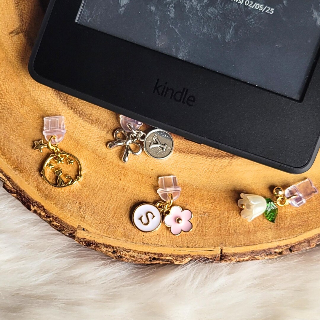 Personalized Kindle Charm for E-reader, Coquette Bow With Name Initials ...