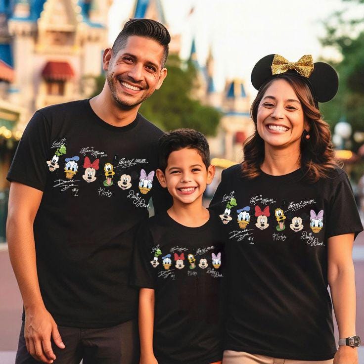 Mickey and Friends Signatures Digital, Magical PNG, Disney Characters ...