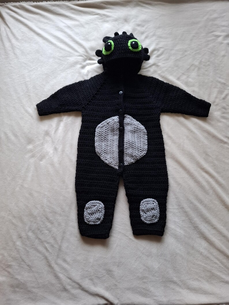 Toothless Sleeper Crochet Pattern 12–18 Months | Night Fury Hooded ...