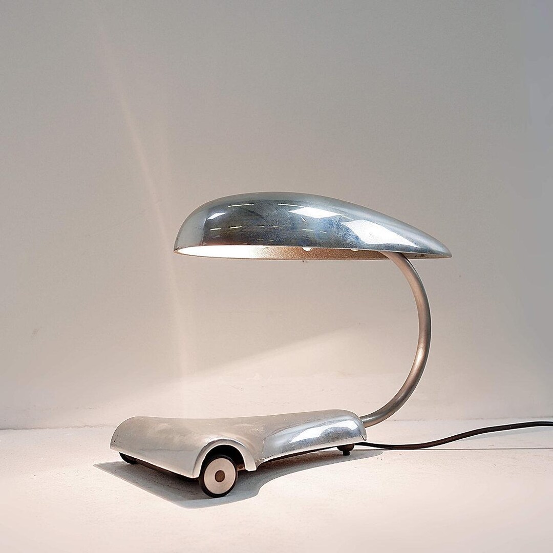 Streamline Desk or Table Lamp 1970s - Etsy
