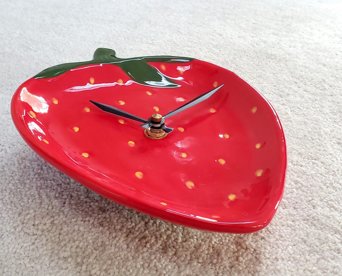 Red Strawberry Kitchen Clock: Ceramic Fruit Decor, Silent Quartz (8 ...