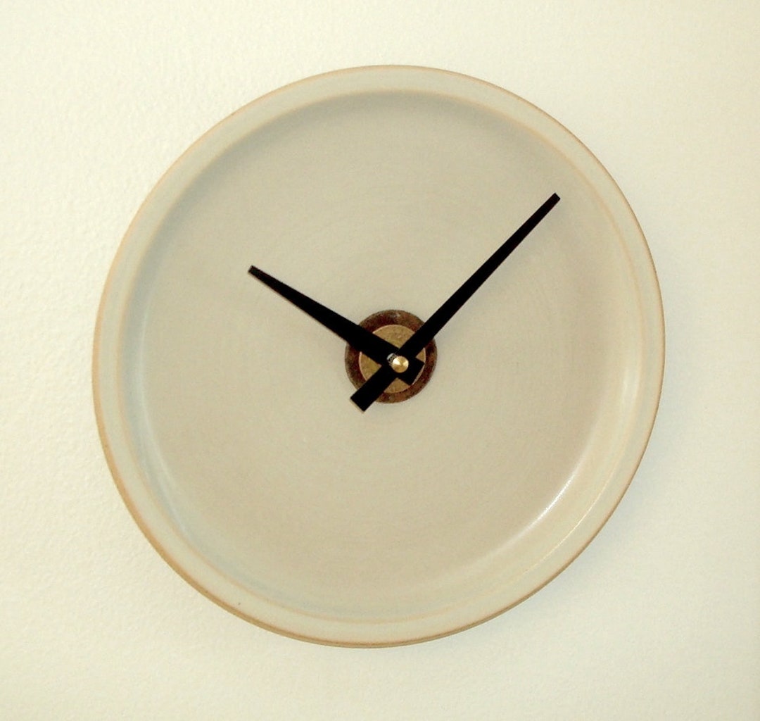 8.5 Inch Tan Stoneware Wall Clock, Pottery Style Plate Clock, Rustic ...