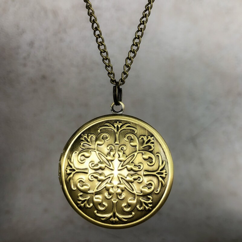 Couples Locket - Etsy