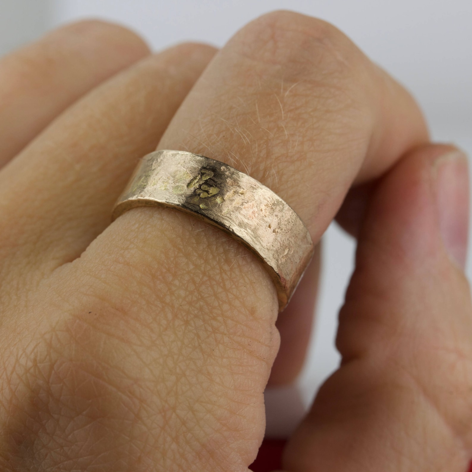 Rustic Wedding Band Mens Wedding Ring Hammered Wedding | Etsy