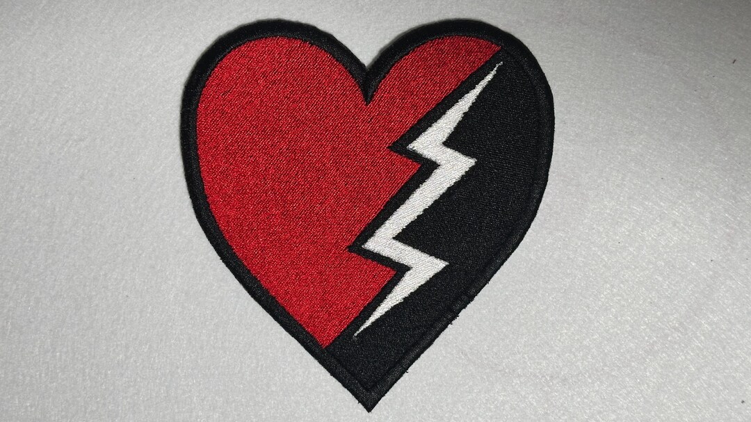 Descendants Rise of Red Heart ***regular Size*** Iron on Patch - Etsy