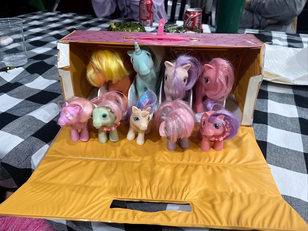 My Little Pony Carry Case W/ 4 Large Ponies & 5 Small - VTG 82-83 - Etsy