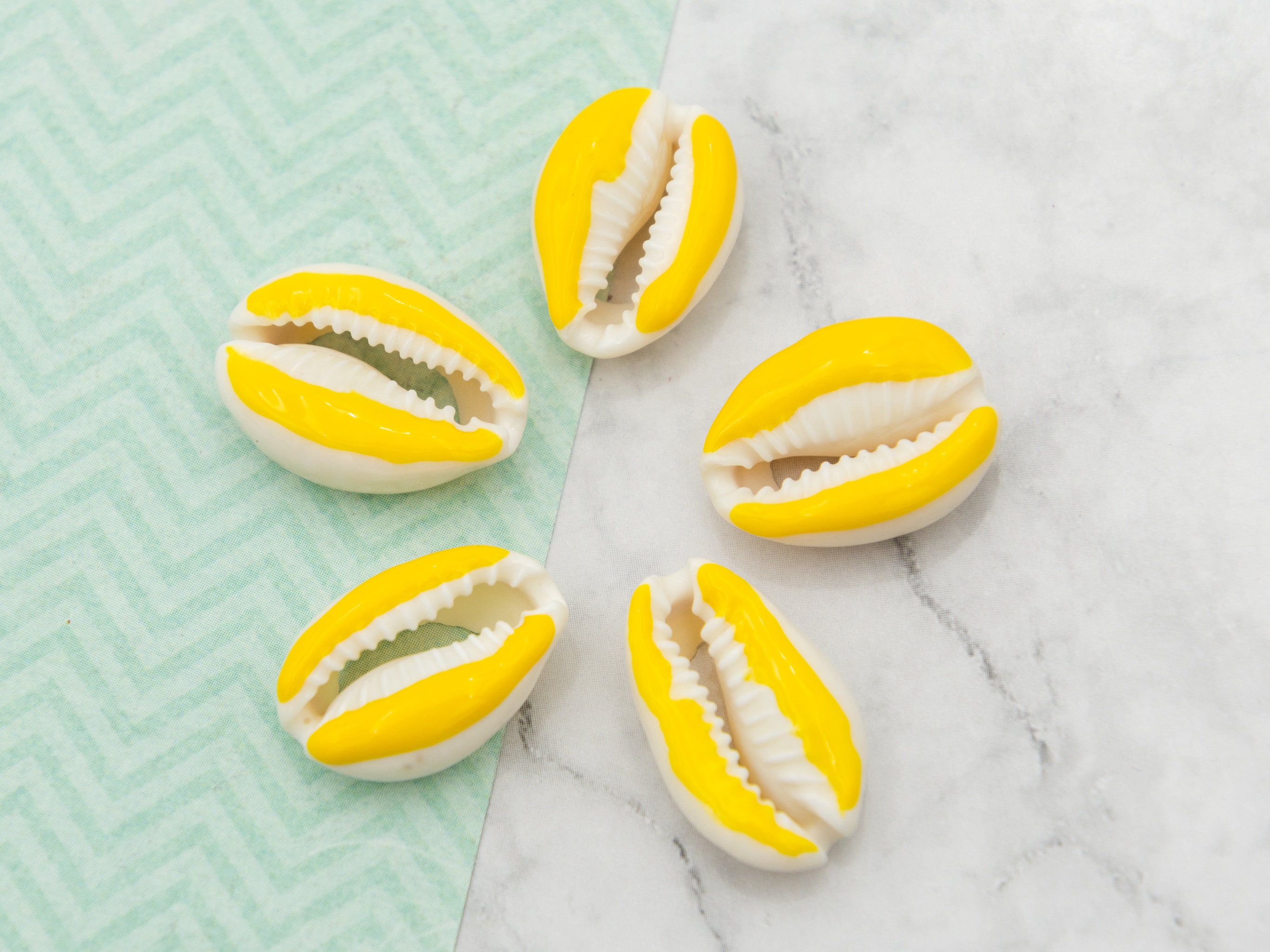 Yellow Cowrie Shell Beads 5 Pieces 20-25mm Natural Shells | Etsy