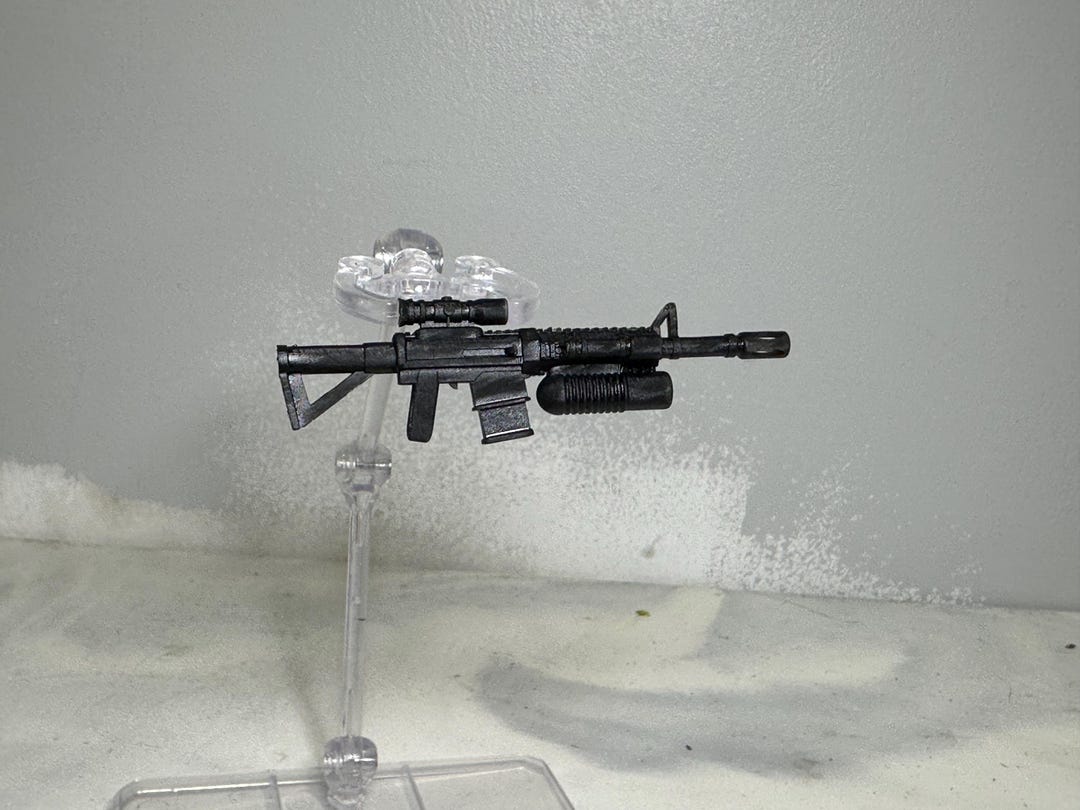 Slade’s Assault Rifle - Etsy