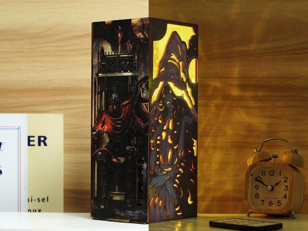 E.lde.n R.ing Wooden Night Light - Tar/nish/ed & Ra/da/gon Desk Lamp ...