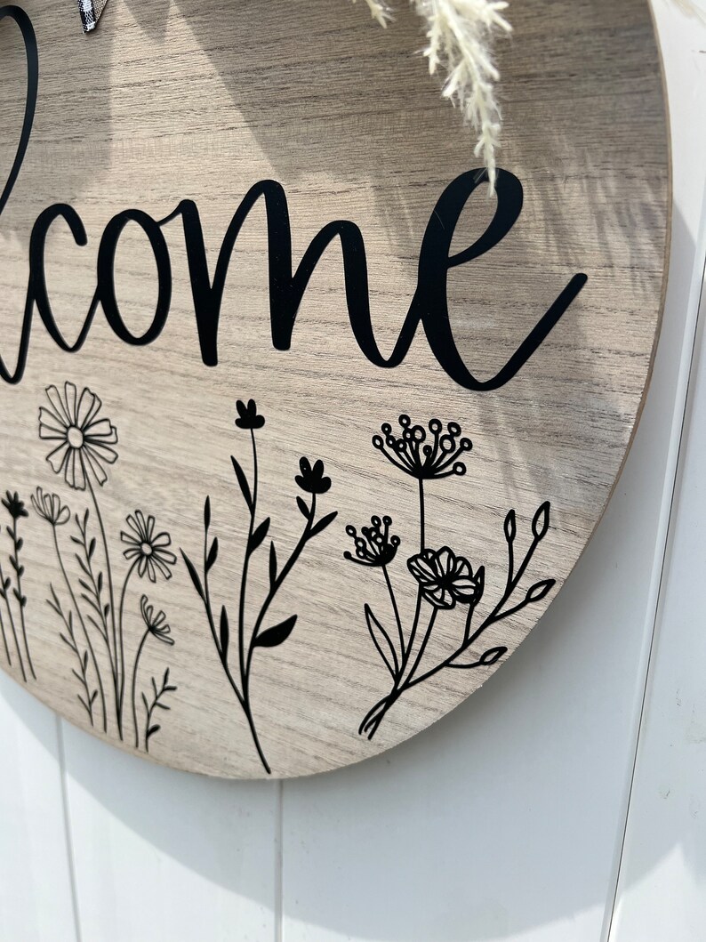 Welcome Flower Door Sign - Etsy