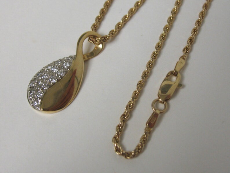 Diamond Cluster Pendant & Chain - Pear Shape - Diamonds Set in 10.3 ...