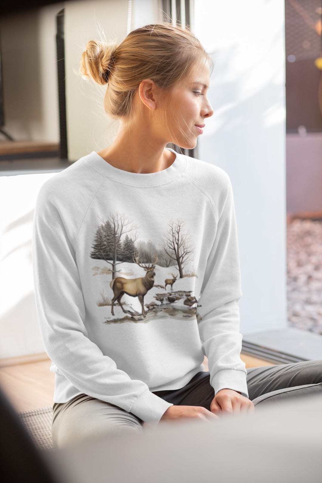 Retro Deer Wilderness Scene Sweatshirt 90s Vintage Buck and Doe Design Boho Unisex Crewneck ...
