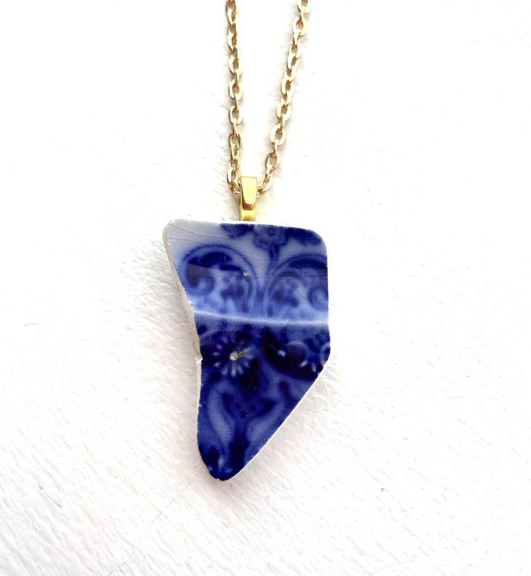 BROKEN CHINA JEWELRY - China Shard Pendant Necklace With Chain ...