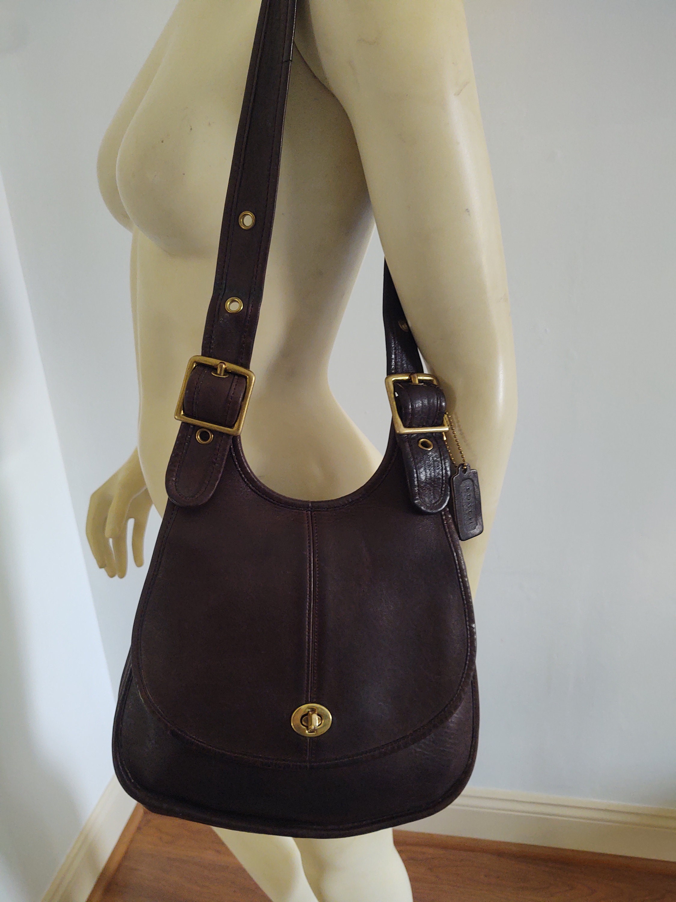 Coach Brown Crescent Hippie 70s Saddle Bag / NYC - Etsy Coach Brown Crescent Hippie 70s Saddle Bag / NYC - Etsy