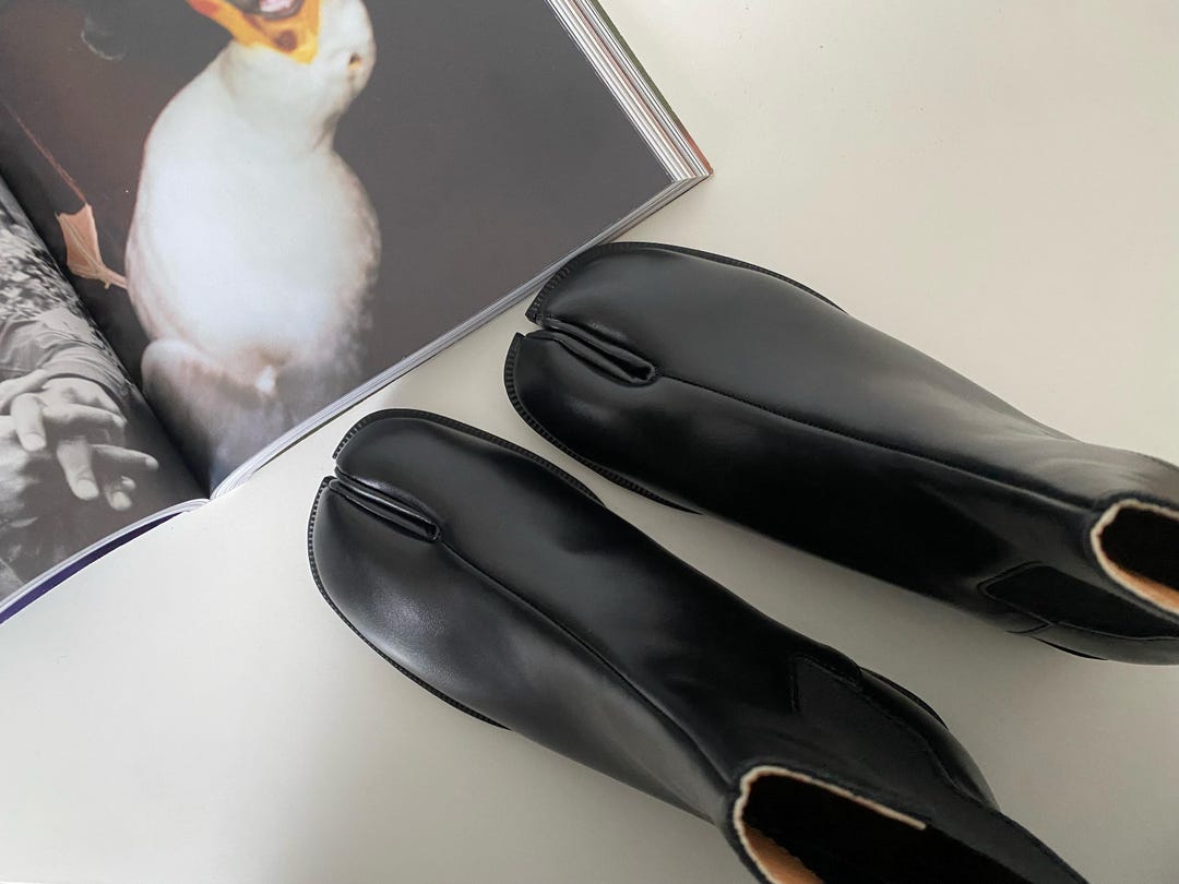 Women's Tabi Boots Stylish and Modern Shoes Split Toe, Bold Style ...