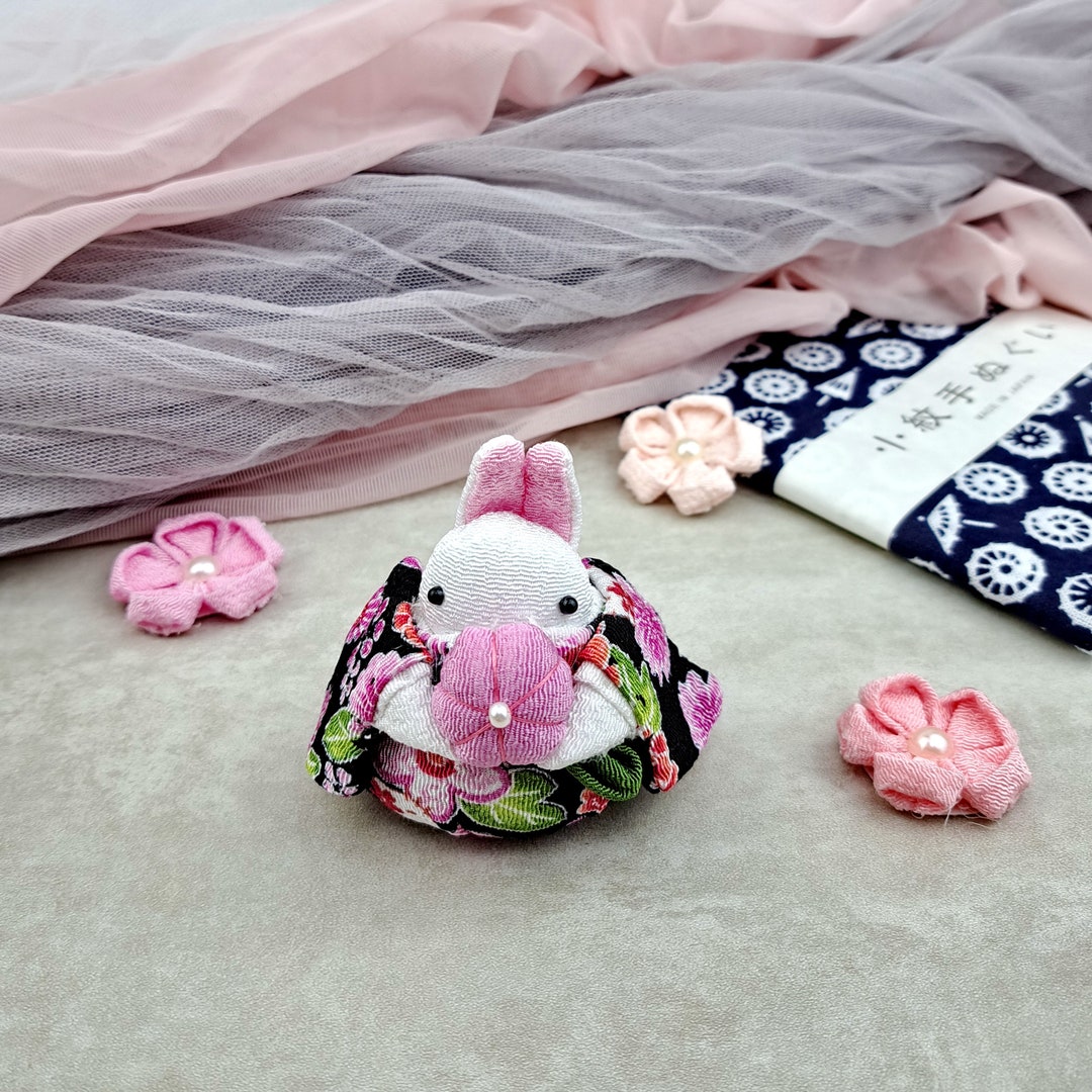 Small Japanese Rabbit, Kimono Fabric Art, Fabric Doll, Gift RAB-A - Etsy