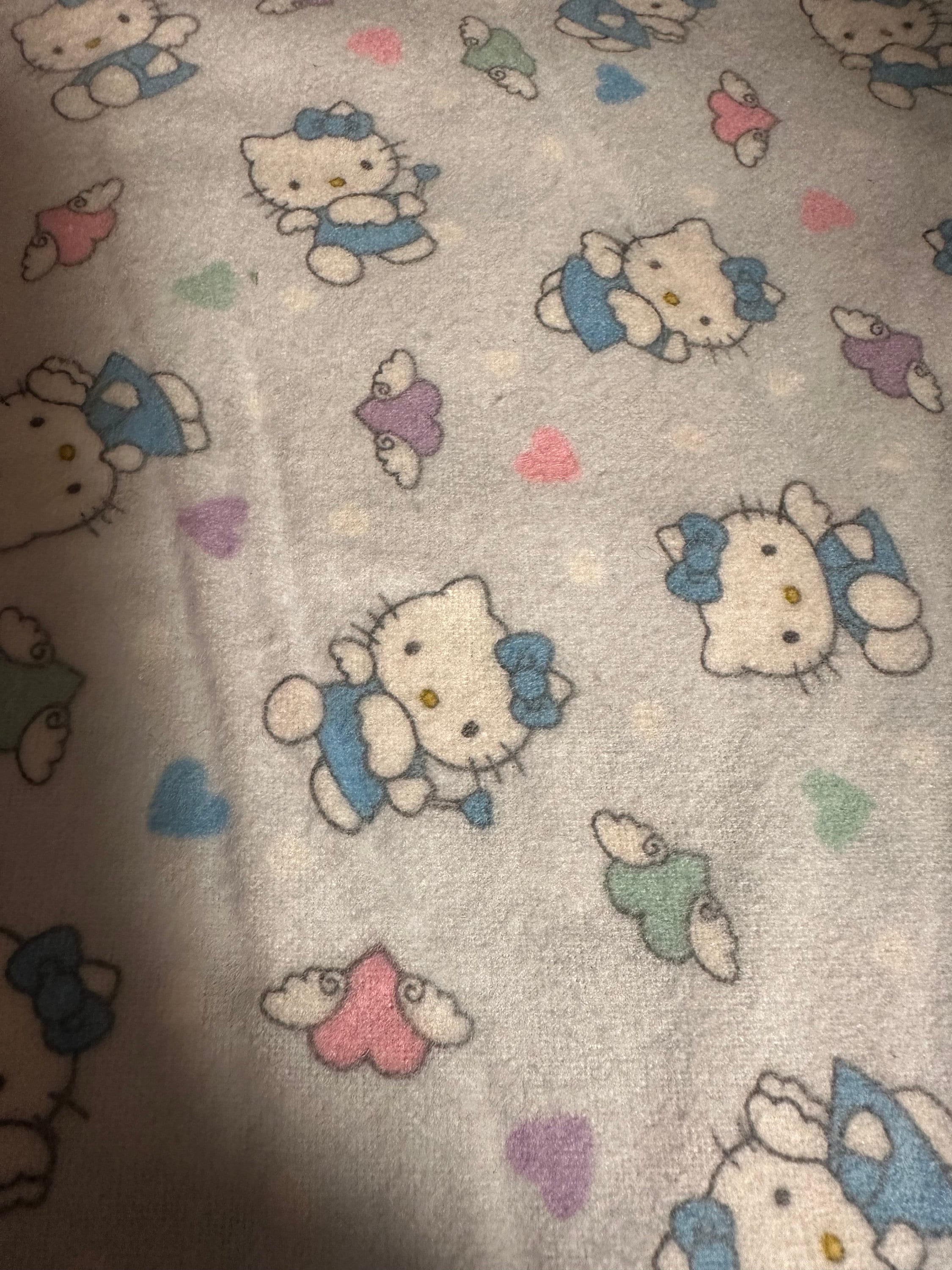 Hello Kitty Sanrio FLANNEL Fabric One Yard Cuts Tossed Angel Hearts ...