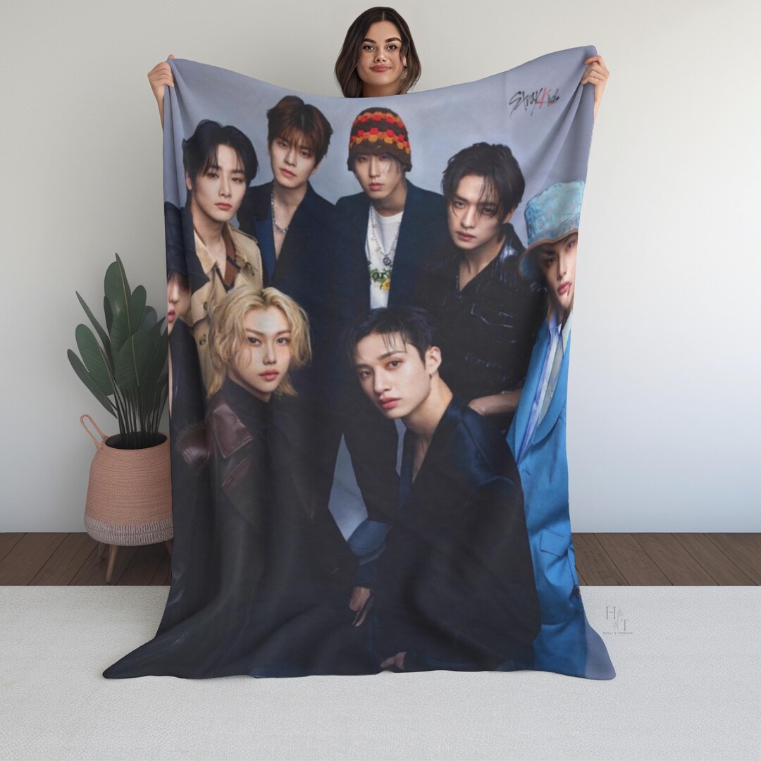 Stray Kids Kpop Blanket - Soft Plush Throw, Custom SKZ Merch ...